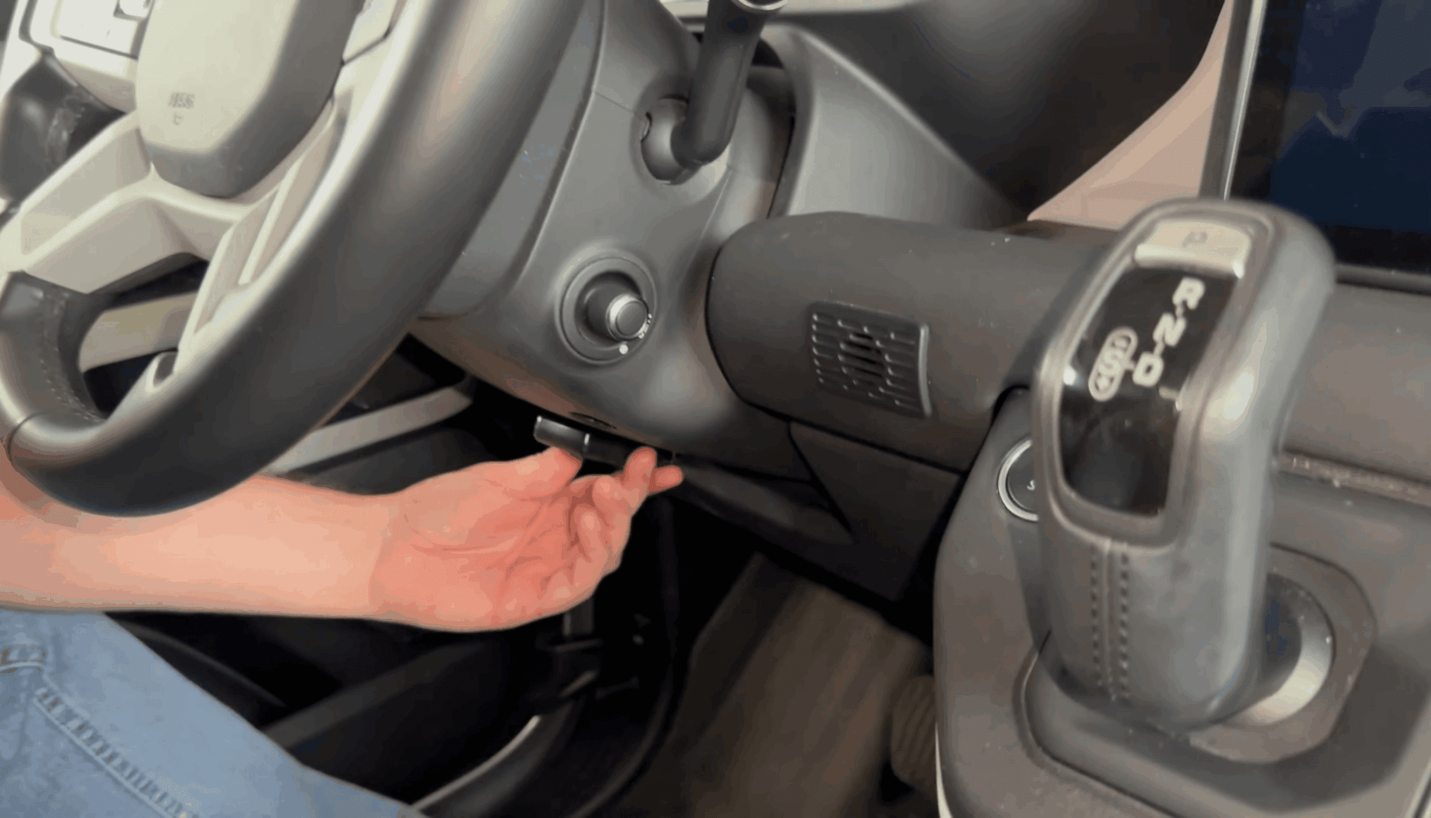 Key Fob Dead? How to Unlock & Start Your Jaguar or Land Rover ...