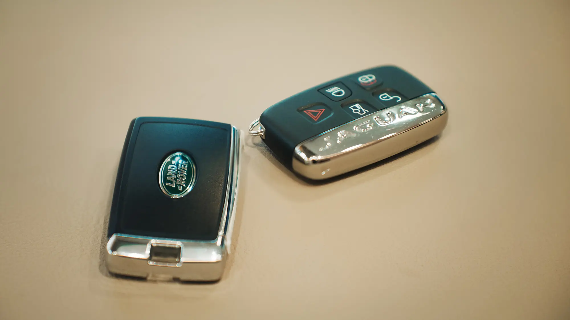 JLR Key Fob Battery Replacement Guide — Jaguar & Land Rover | AutoKeyz